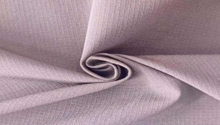 Quickest Drying Fabric Guide: Best Fast-Dry Fabrics in 2026